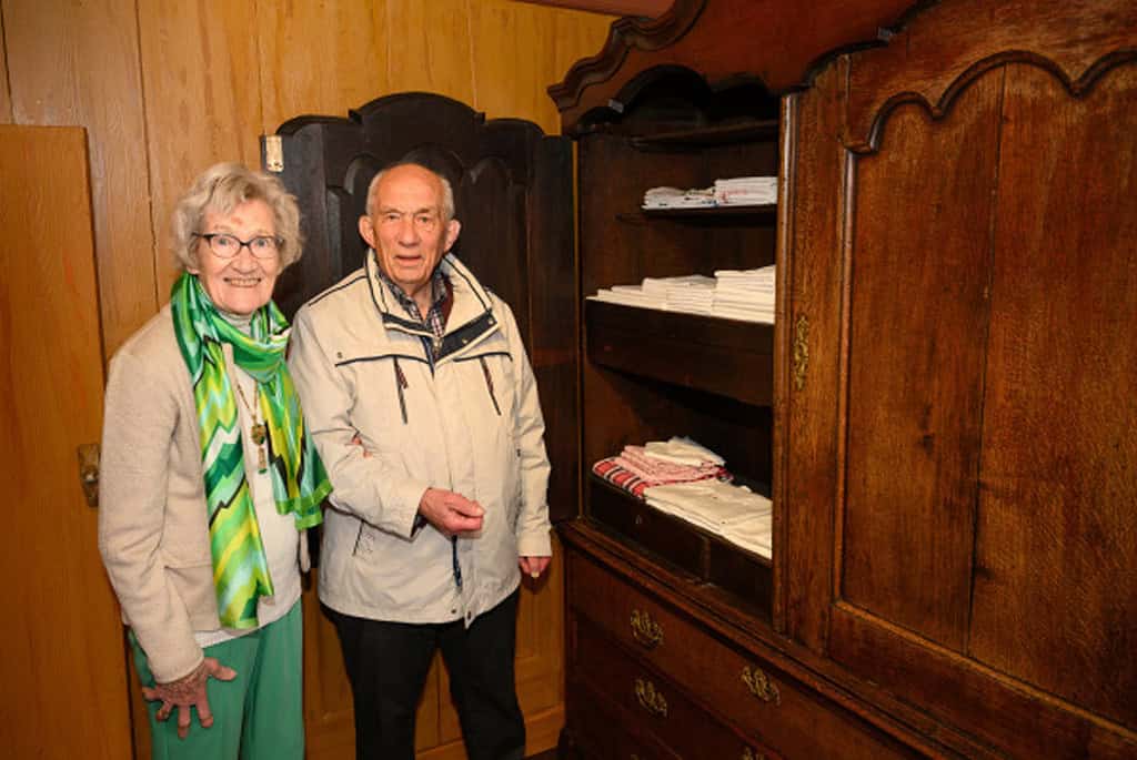 Opening Schokker huis en boekpresentatie Eva Vriend in het ...
